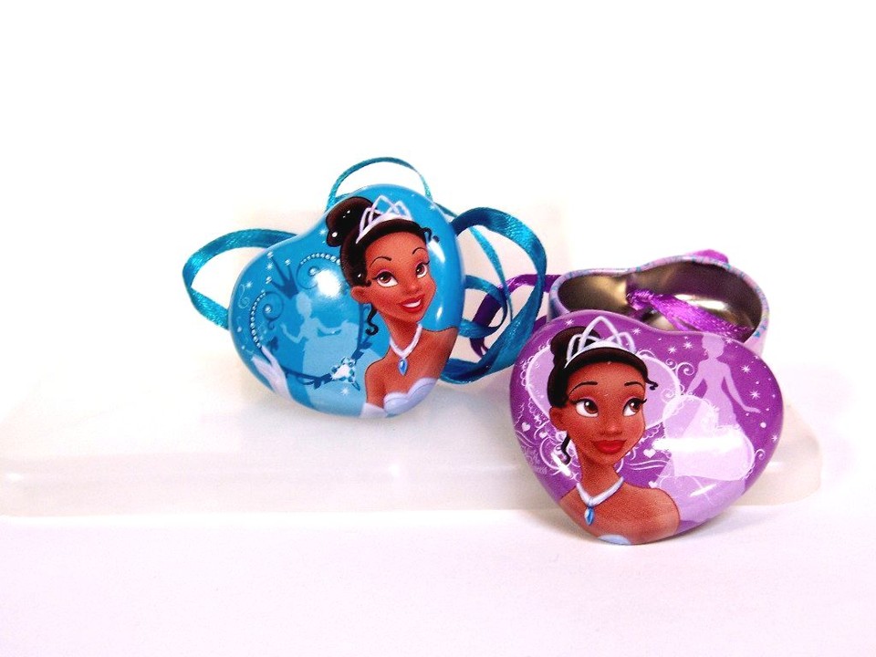 Disney Princess Heart Shaped Keepsake Lockets Necklaces Tin 2" Party ...
