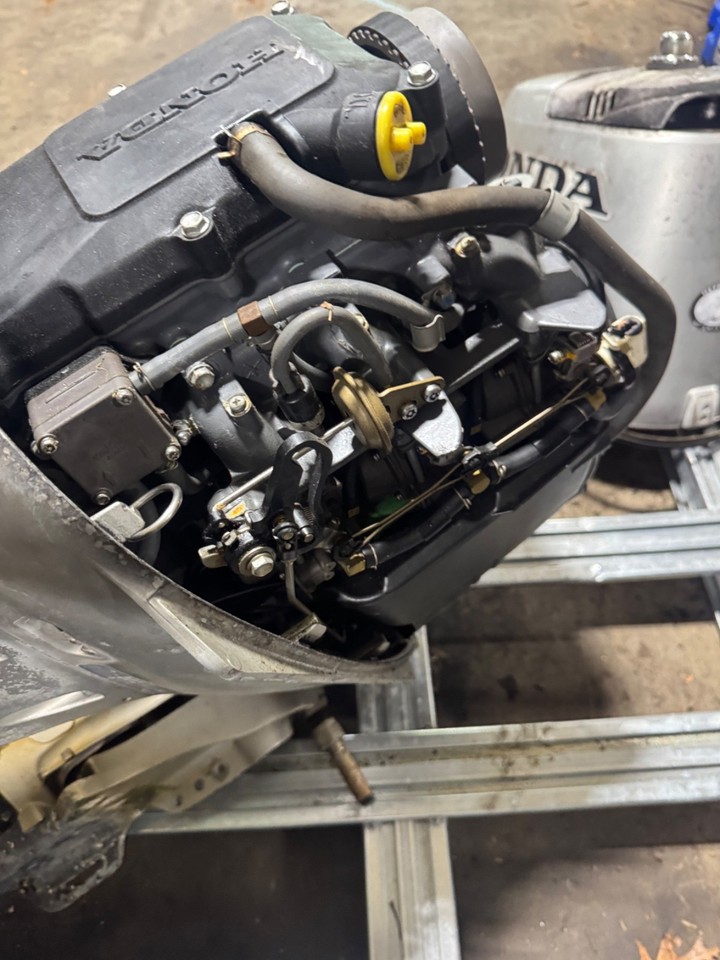 Honda BF30 30 hp 4-Stroke Hard to Find 15" Outboard Boat Motor Engine ...