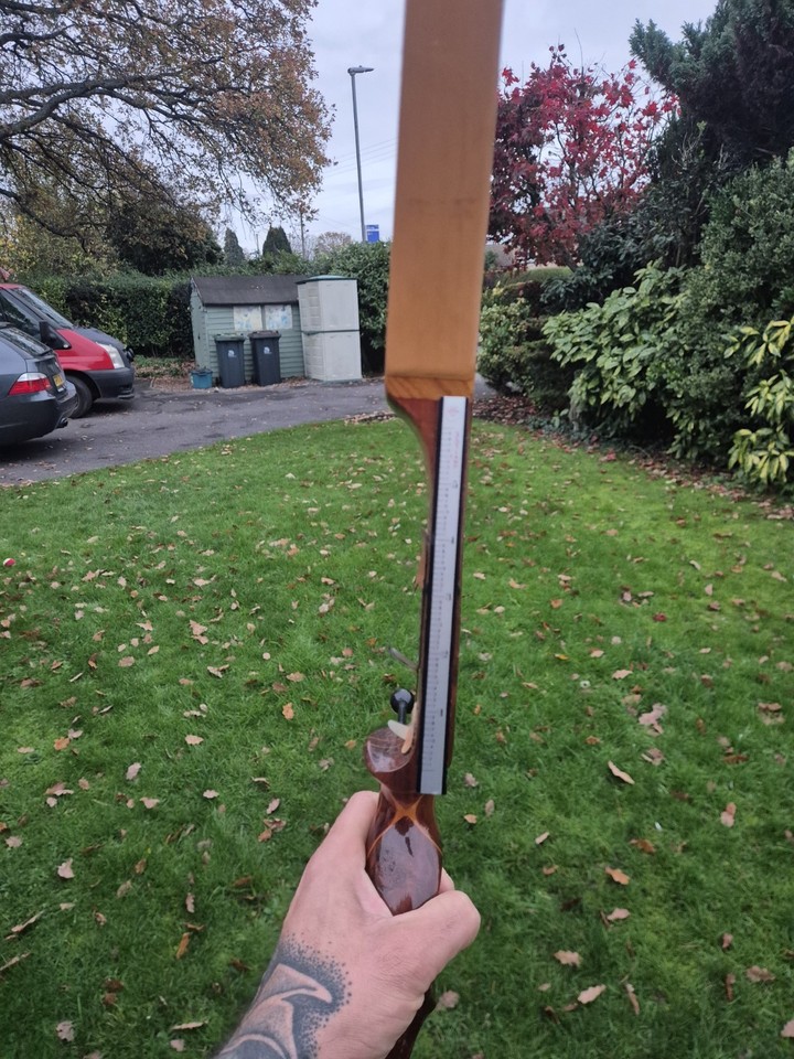 Vintage - Archery Bow longbow - Solid Wood - Hand Made - 39# @28 5605 ...