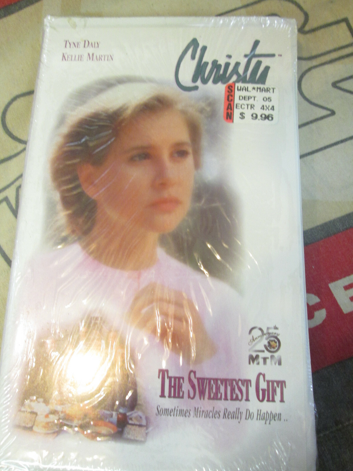 VHS Tape - Christy the Sweetest Gift starring Tybe Daly & Kellie Martin ...