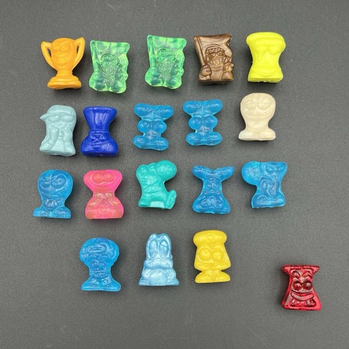 Original Gogos Crazy Bones 1998 Sports Series (Football) Lot of 18 ...