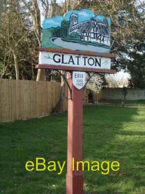Photo 6x4 Village sign Glatton Commissioned to celebrate the Queens ...