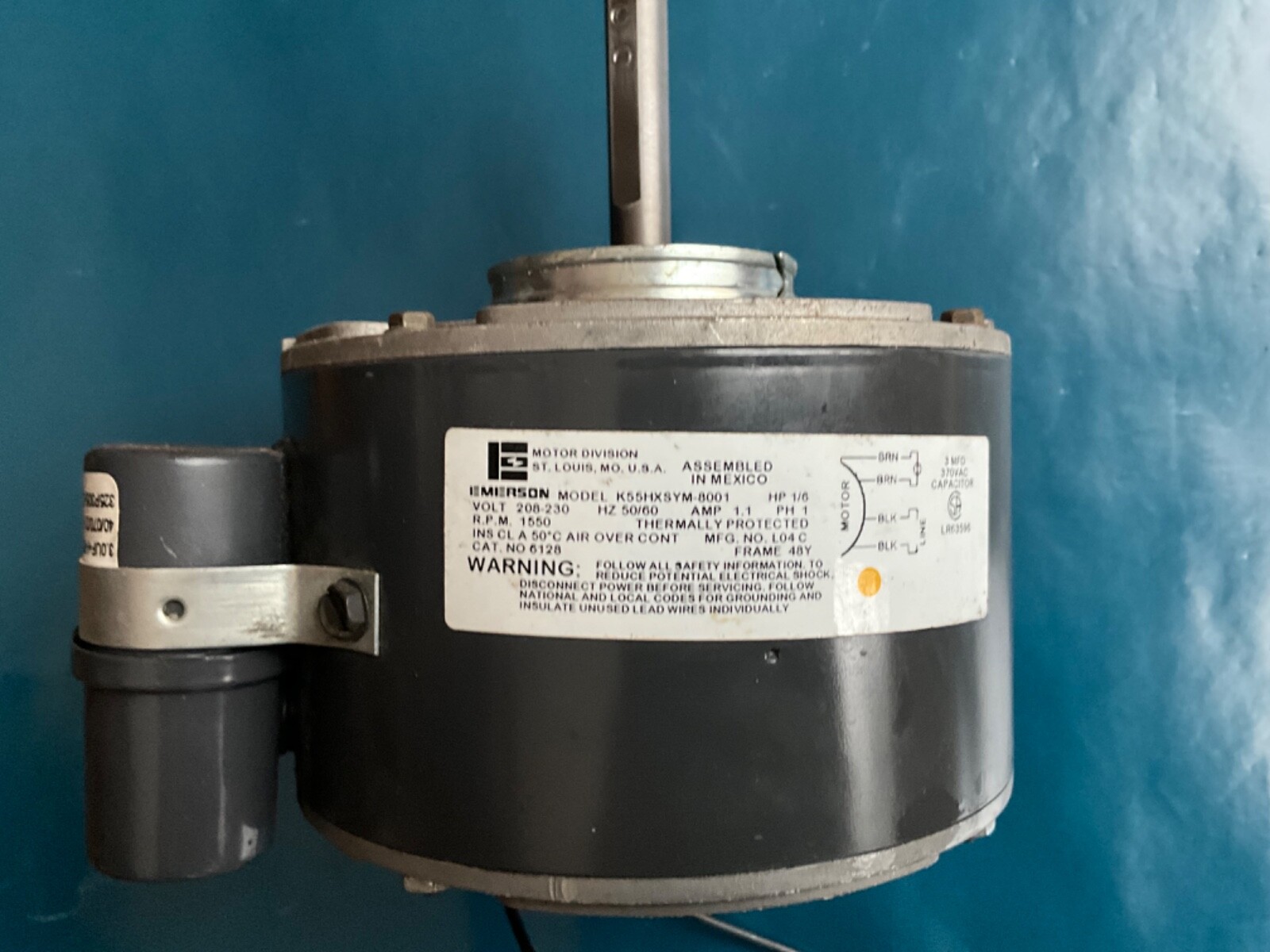 Emerson K55HXSYM-8001 Motor 1/6 HP Cat. No. 6128 1550 RPM Fr. 48Y Insu ...