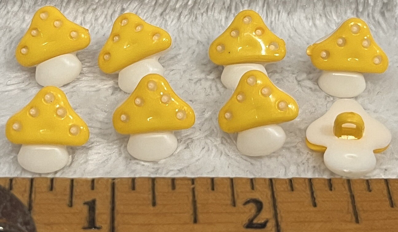 Vintage Sewing Buttons Crafting Mushrooms Fungus Toadstool Gnome Shroom ...