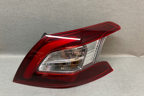 PEUGEOT 308 T9 HB FEU ARRIÈRE DROIT 9677817580 | eBay