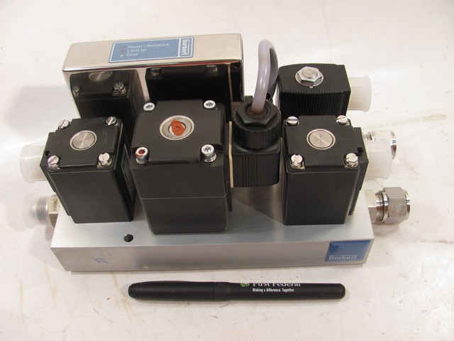 Burkert 8711 Mass Flow Meter Controller for Gas Solenoid Valve Inlet ...