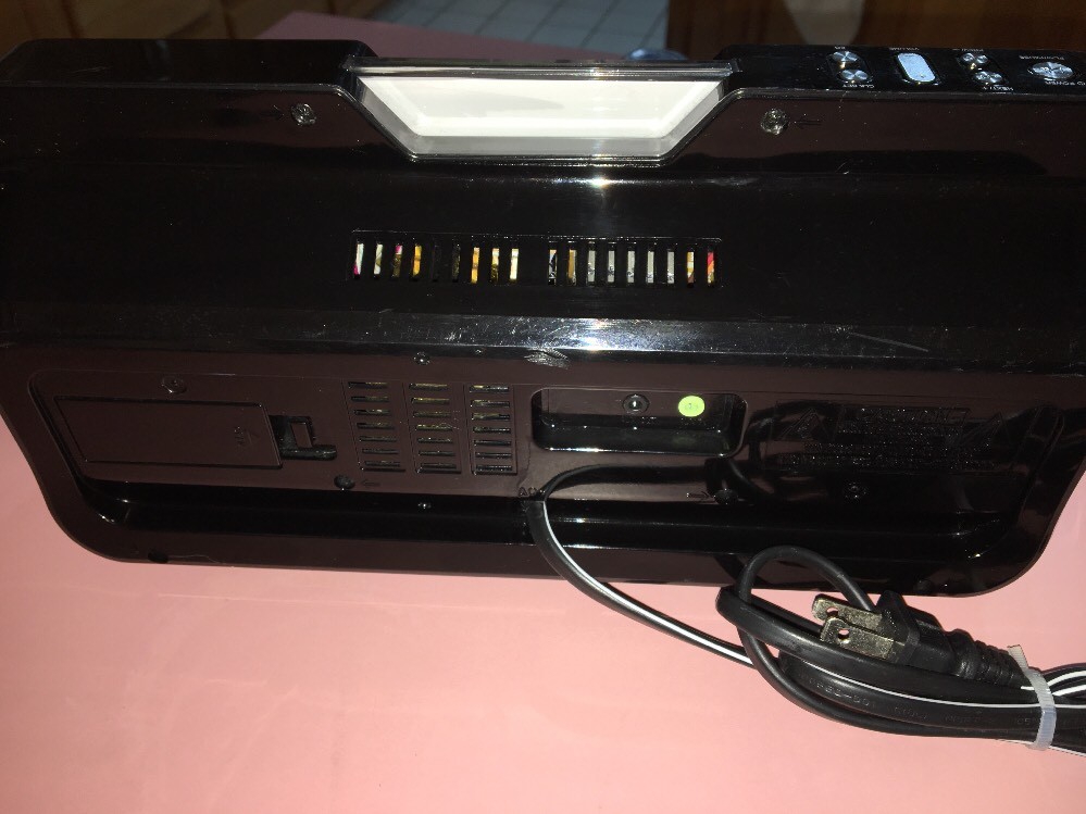 iLive IS208B iPod Dock Aux in and out / 30-Pin, Comes without Remote | eBay