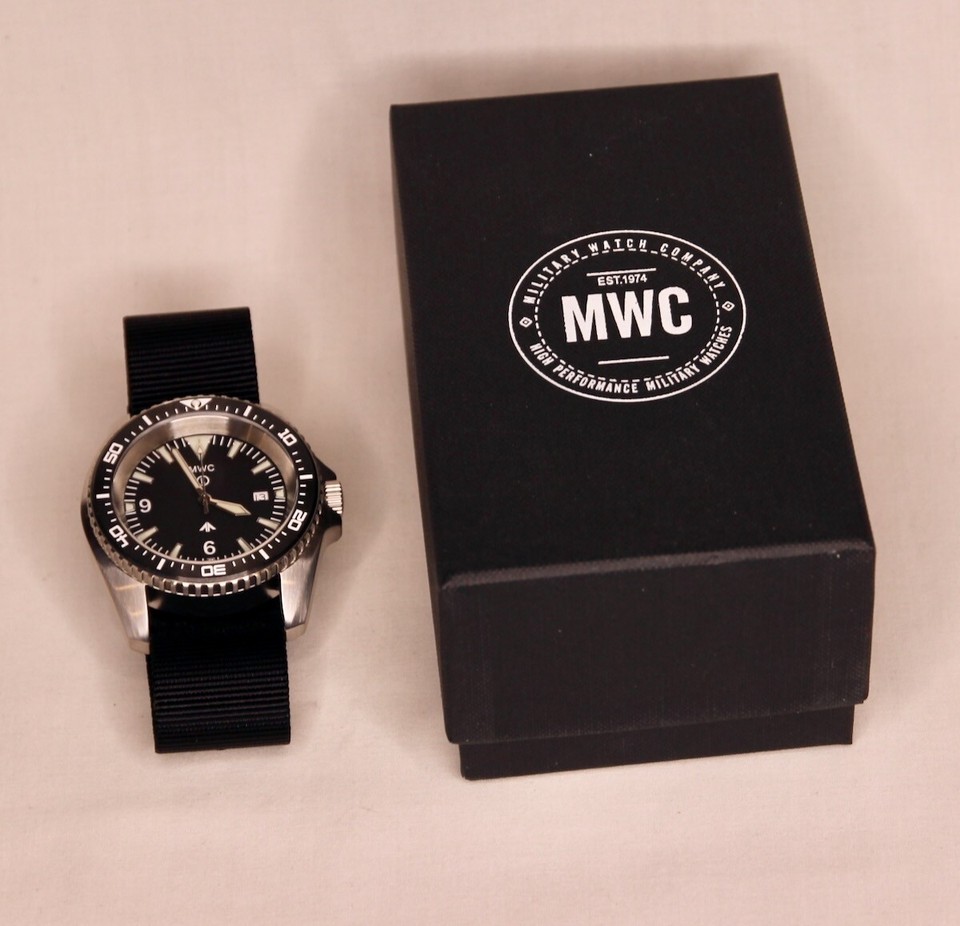 MWC 300m Quartz Military Divers Watch, Sapphire Crystal | eBay