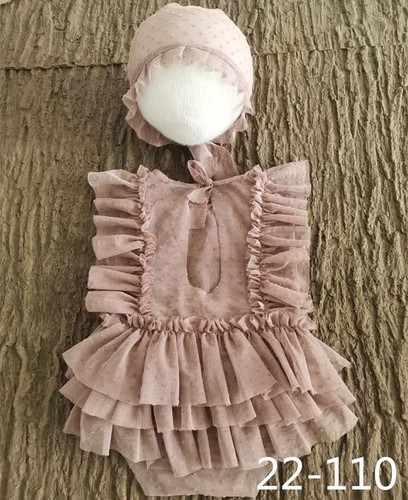 Newborn Studio Photo Shoot Photography Prop Baby Girl Lace Dress Pillow ...