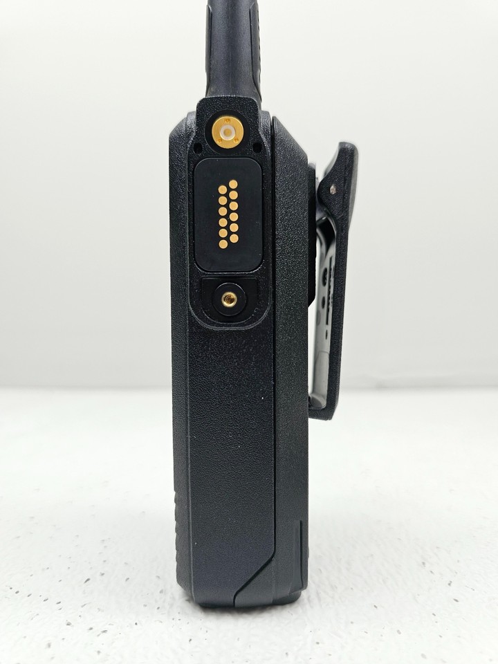 Motorola TRBO XPR6500 XPR 6500 UHF 403-470 MHz 1000 Channel 4 Watt ...