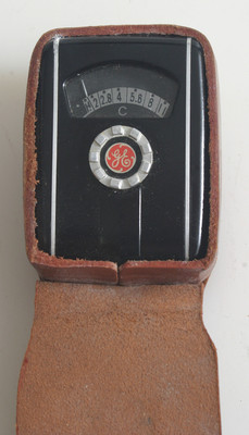 GE LIGHT METER WITH BROWN LEATHER CASE | eBay