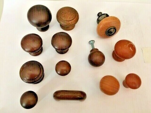 Stock 13 pomoli pomelli maniglia x mobili cassetti varie misure legno ...