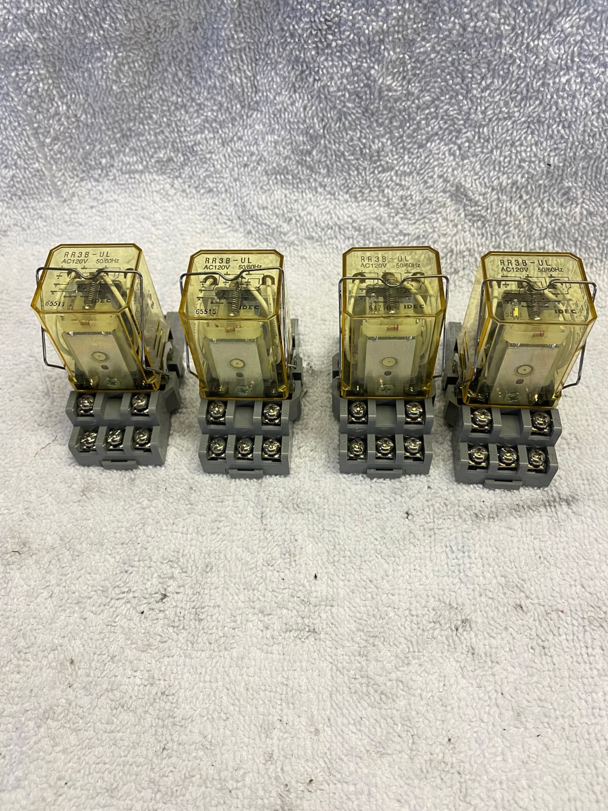 Lot of 4 IDEC RR3B-ULAC120V 50/60Hz Relays With IDEC SR3B-05 Sockets | eBay