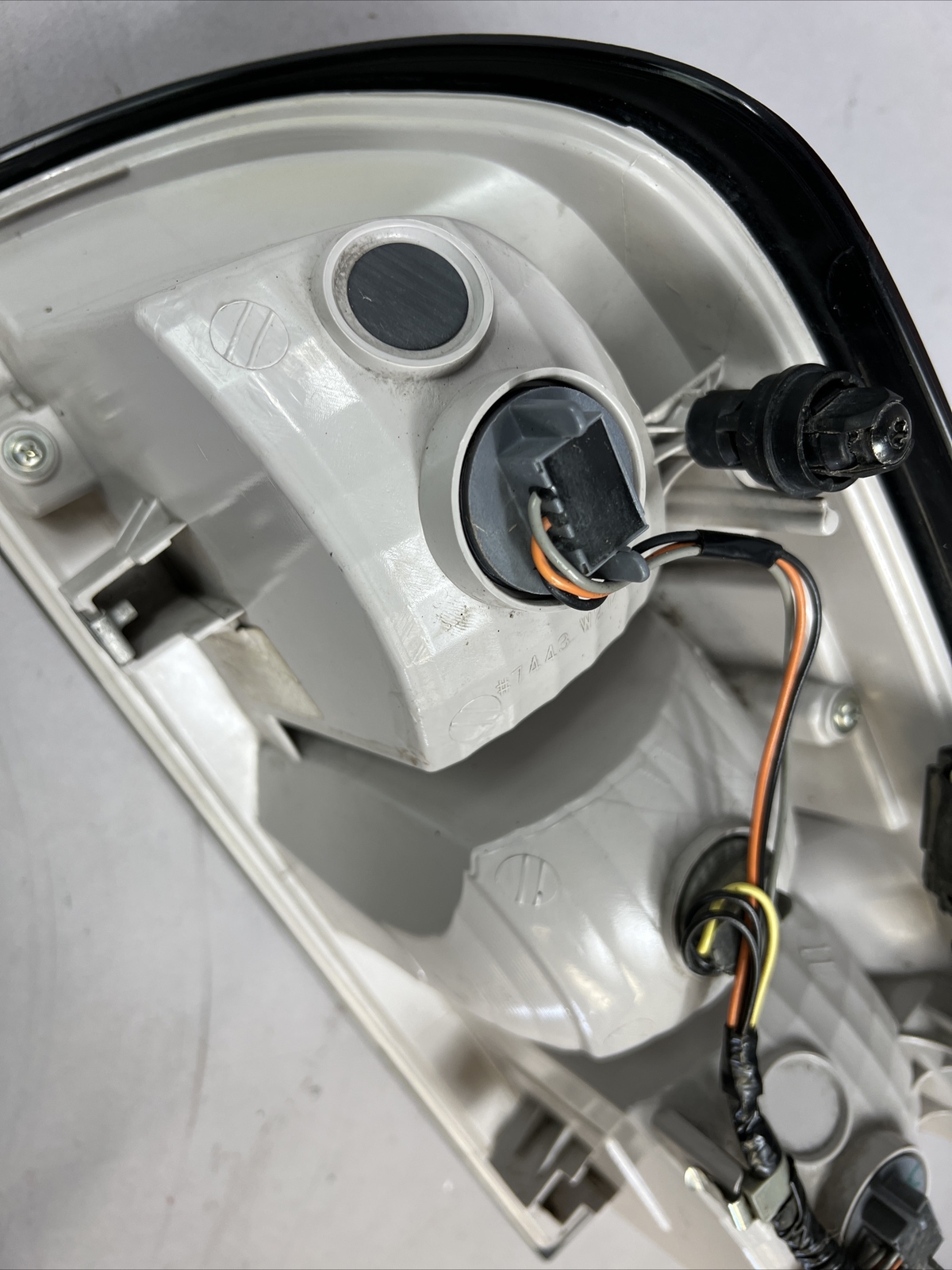 Chevrolet Colorado 2015-2021 left driver side Rear Tail Lamp Light OEM ...