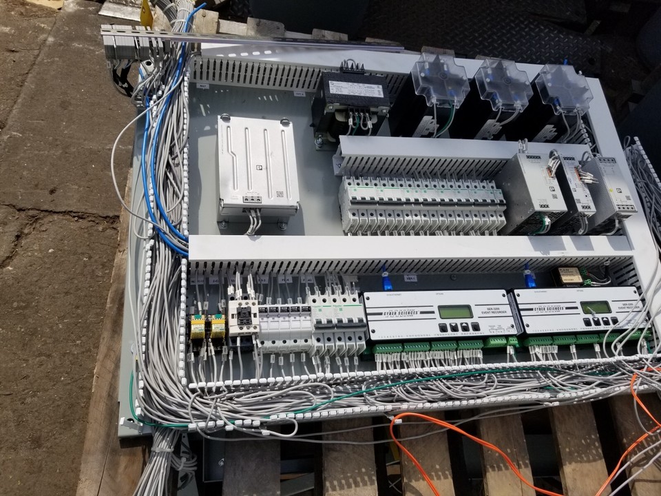 Schweitzer SEL-751 Feeder Protection Relay 751002B1B0X70851820 | eBay