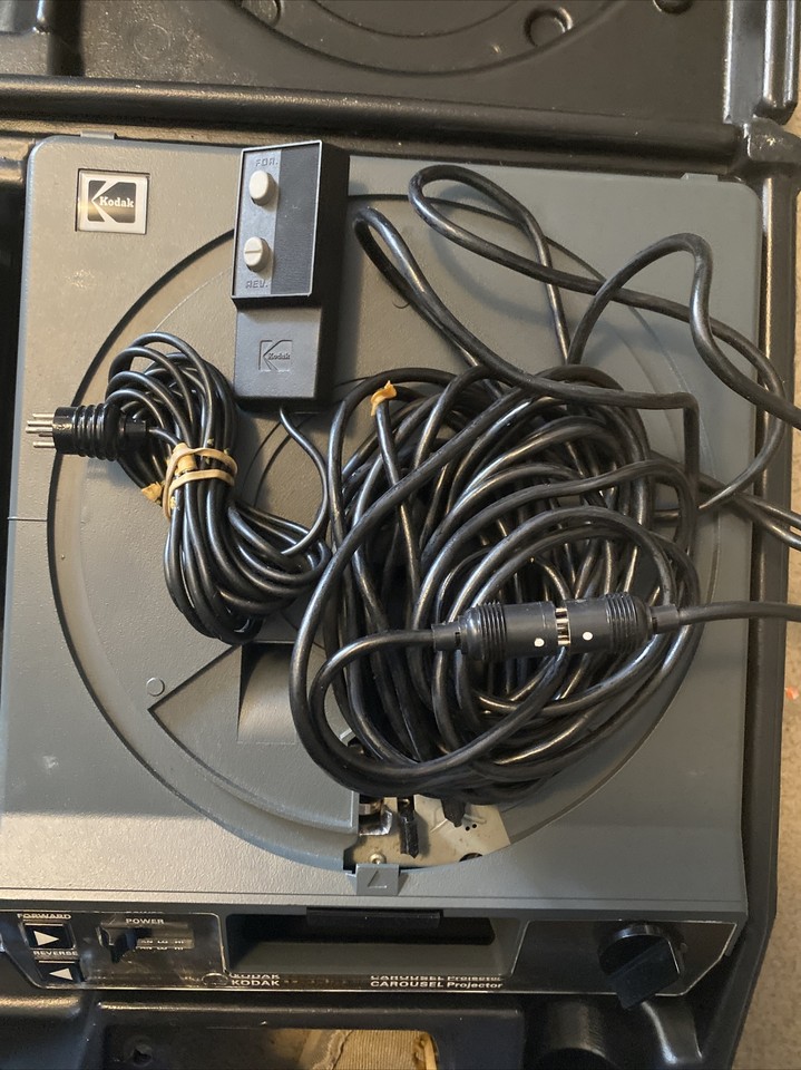 Kodak Medalist AF Carousel Slide Projector -Tested Works Storage Case ...