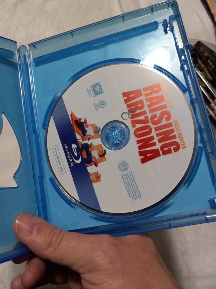 Raising Arizona (Blu-ray, 1987) Holly Hunter Nicholas Cage 24543706908 ...