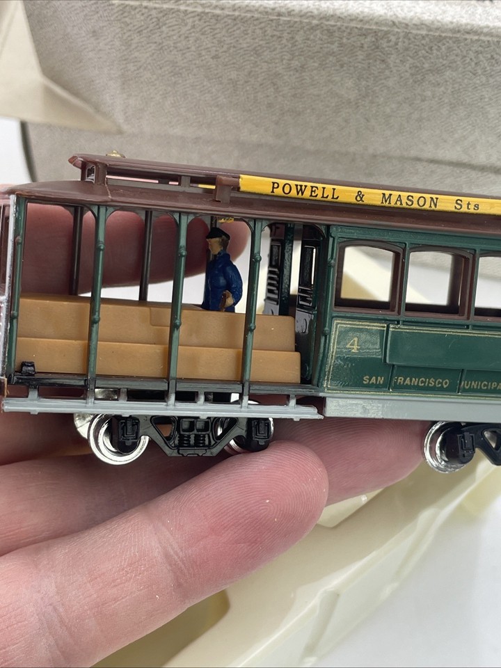 Set of 2 HO Scale Classic Streetcars Desire St & Powell & Mason Trolley ...