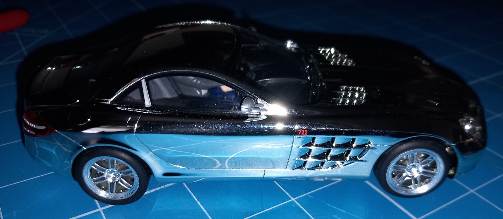Scalextric Mercedes Benz SLR McLaren with Working Lights | eBay