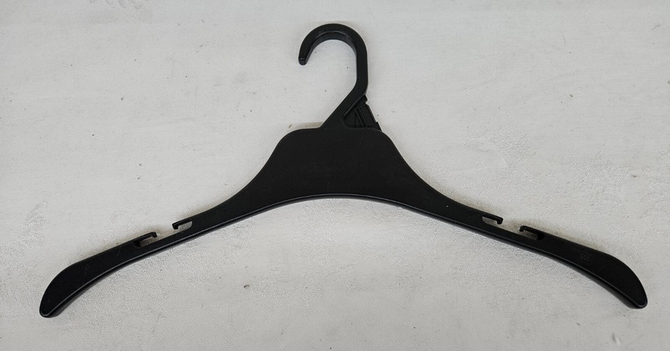 60 Black MAINETTI 17" Retail Clothes Hanger Lot CHlot#27 tg | eBay