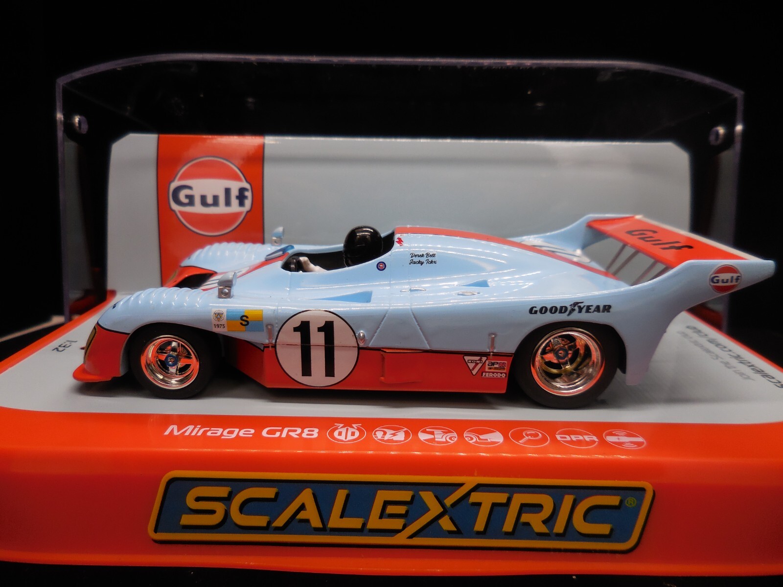 Scalextric Mirage GR8 Le Mans '75 Winner Special Edition 1:32 Slot Car ...