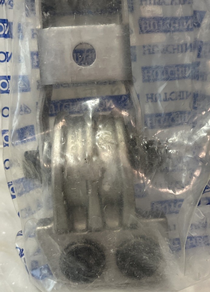 Hutchinson -- Lower Engine Torque Rod Mount For 2001-2004 Volvo V70 ...