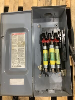 Disconnect Switches - 600 Amp Disconnect Switch