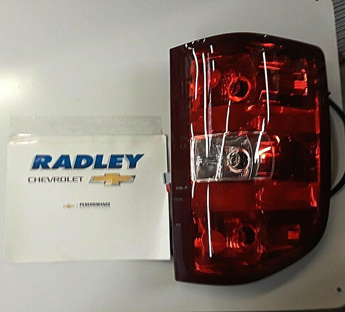 2007-2013 Chevy Silverado 1500 2500 3500 Tail Light Brake Lamp OEM GM ...