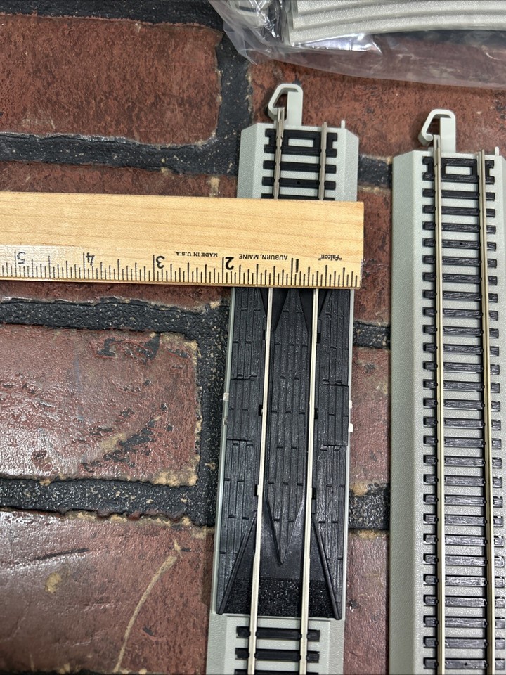 Bachmann HO Scale E-Z Track & 92123A6 Strait 92124A4 Curve | eBay