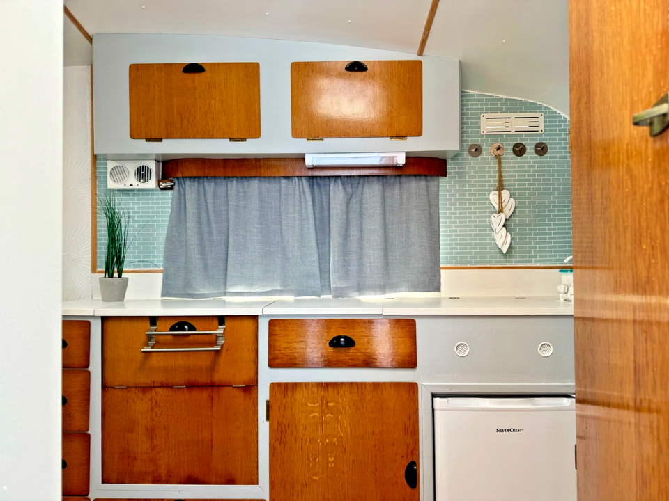 Classic Castleton Roberta Caravan | eBay UK