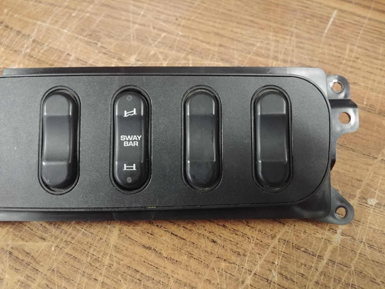 2002-2005 Dodge Ram TRANSFER CASE 4X4 SWAY BAR SWITCH #56049712AB | eBay