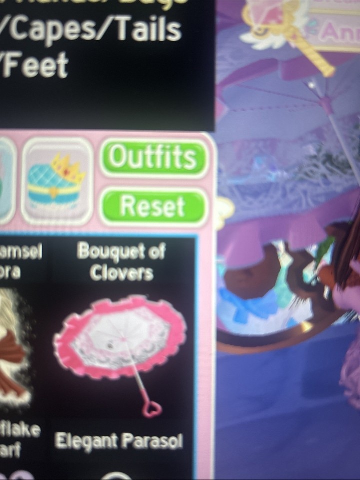 Royale High whole inventory worth lots very high in value very fast ...