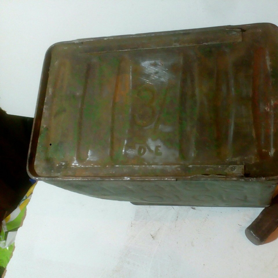 Vintage Shell Fuel Can With 2 prong shell Cap Dark army green REFURB ...