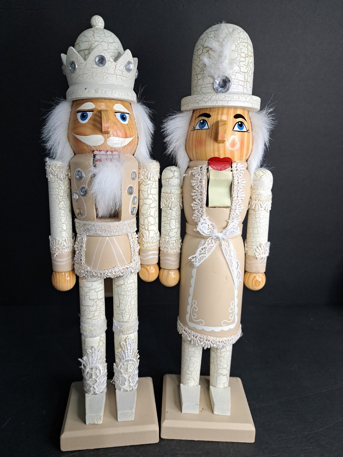 2 Wooden King And Queen Nutcrackers 15 Inch Tall | eBay