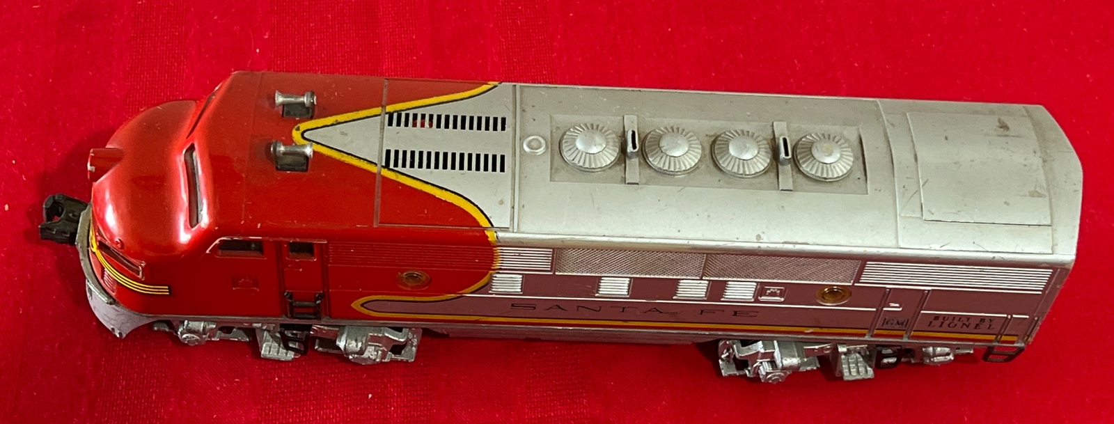 Lionel Santa Fe Powered Locomotive 2333-20. Untested | eBay