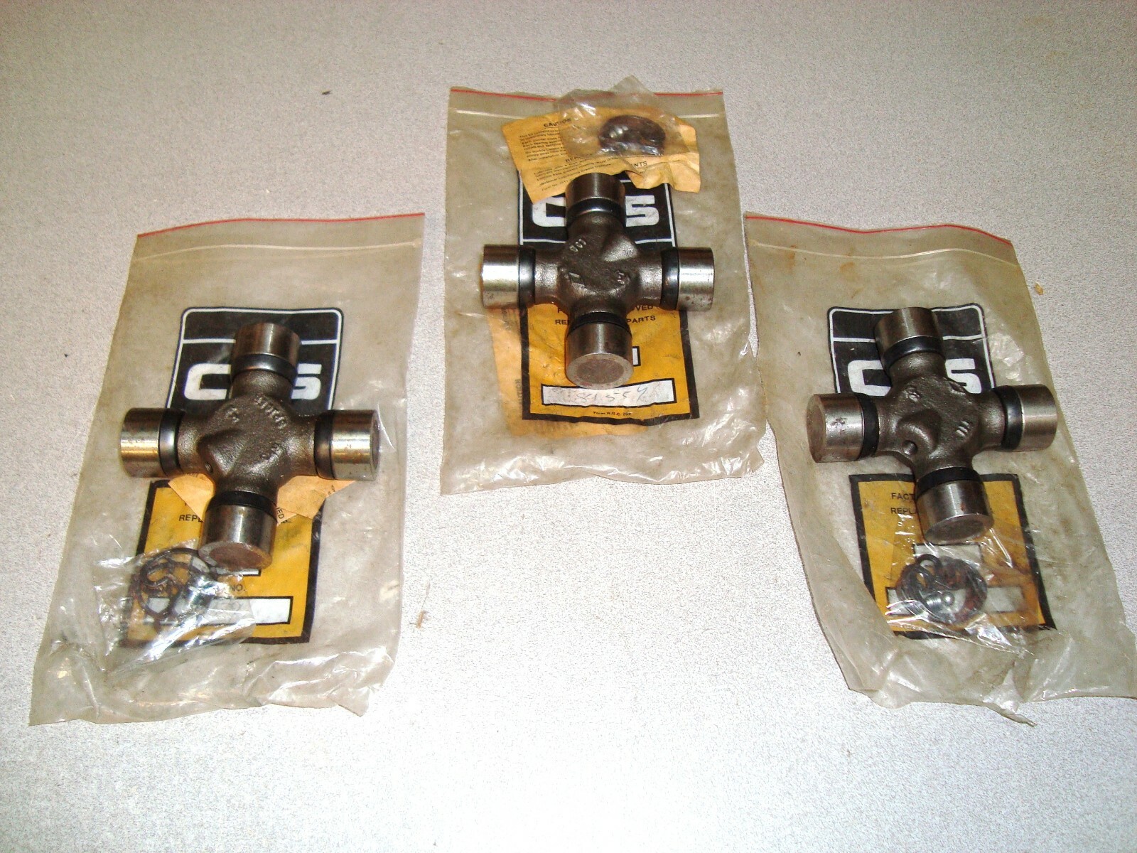 Allis Chalmers U-Joint Part # 81559 Qty. (3) | eBay