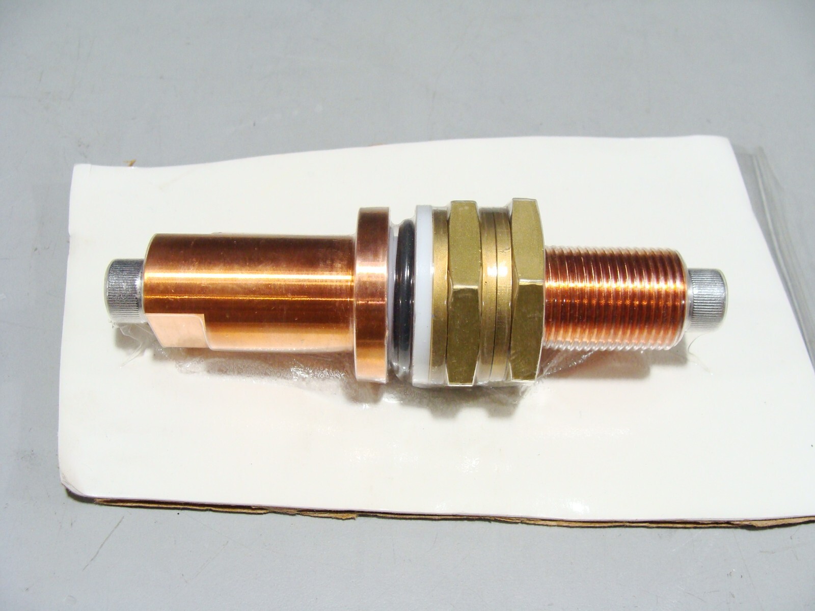 New Kurt Lesker EFT0013754 Electrical Power Feedthrough Solid Conductor ...