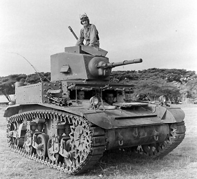 WW2 WWII Photo World War Two / US Army M3 Stuart Light Tank and Crew ...