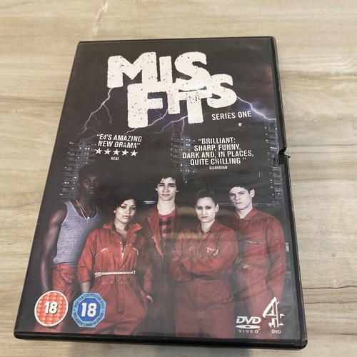 Misfits (DVD, 2009) *Region 2 DVD* 2 Disc Import Discs Excellent Crack ...