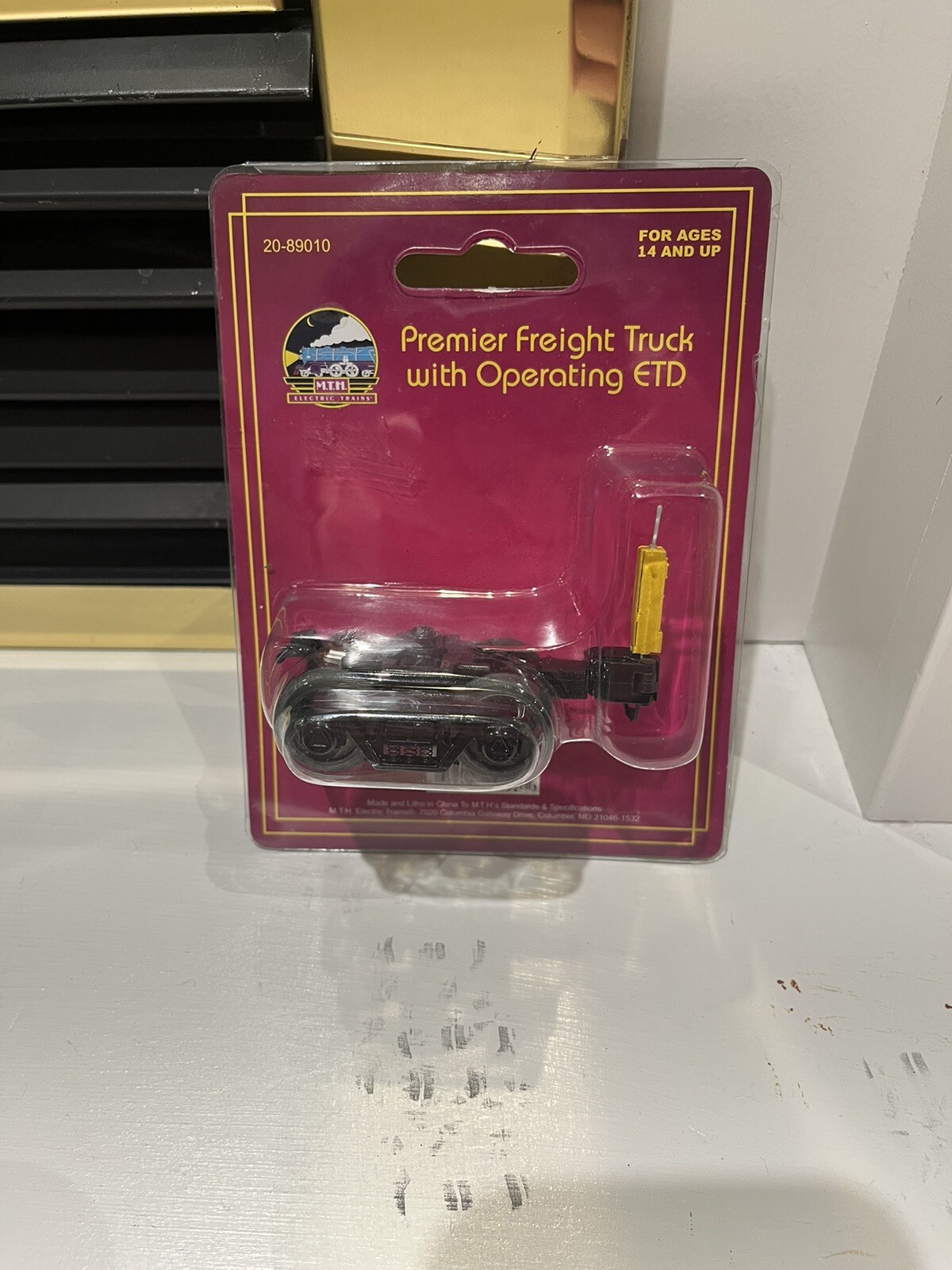 MTH Premier Freight Truck with Operating ETD End-of-Train-Device 20 ...