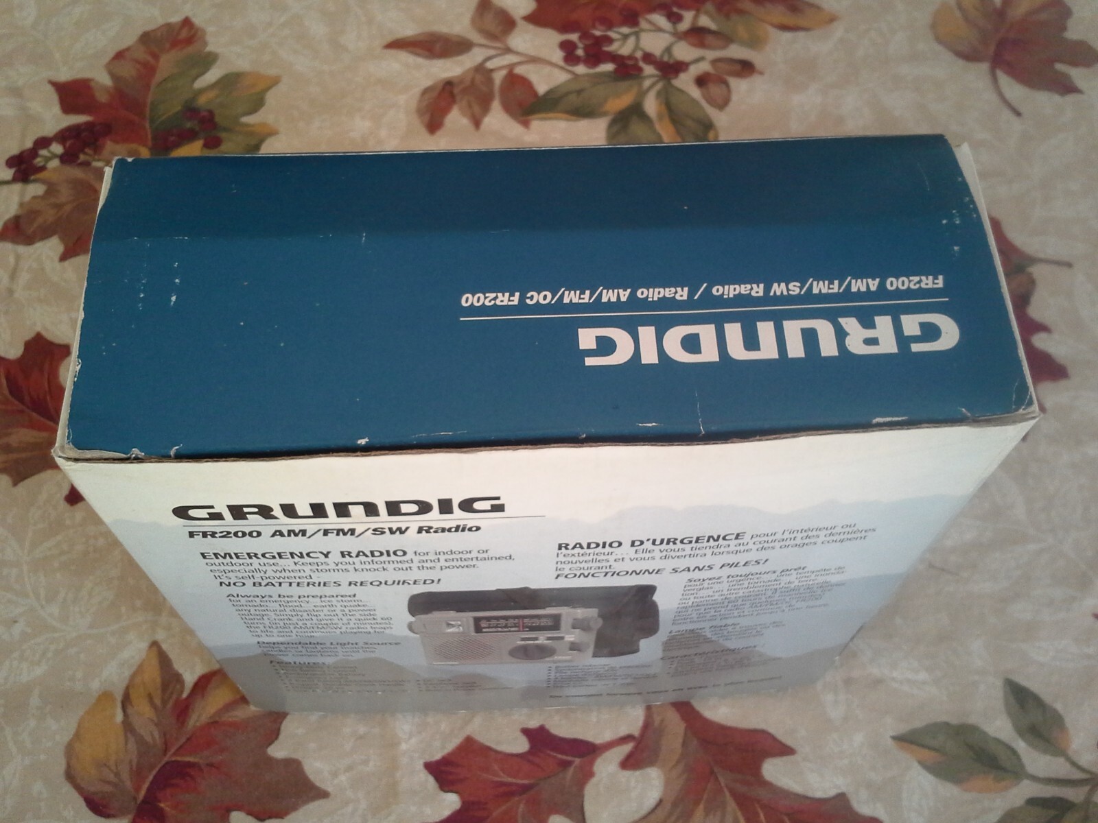 GRUNDIG FR200 AM/FM/SW Emergency Radio Flashlight Self Powered. NOS ...