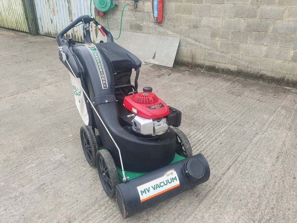 Billy Goat Leaf Vacuum Cleaner Self-Propelled, Honda 4-Stroke Engine ...