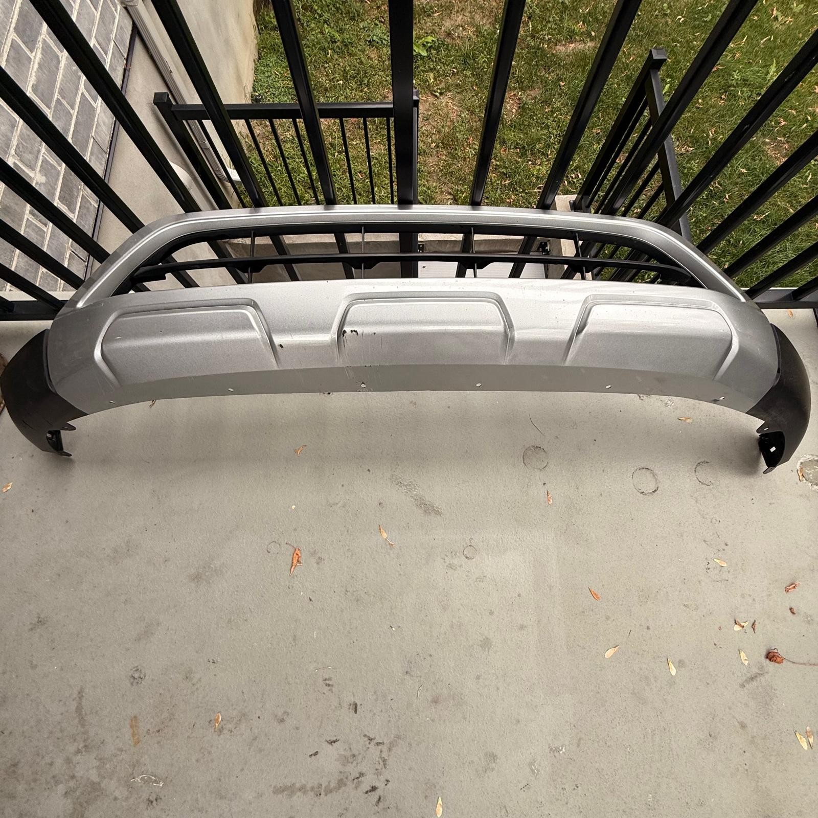 Front Cover - Mitsubishi OUTLANDER PHEV COD (5370C241), 6400J890XA | eBay