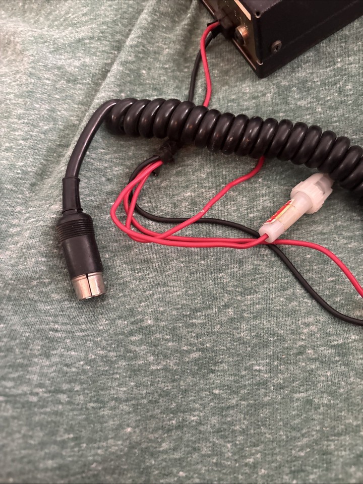 Realistic TRC 468 40 Channel CB Base Station w/ Radio Shack Microphone ...