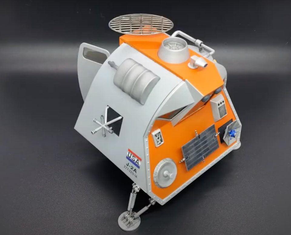 Built model Lost in Space - Space Pod 1/24- preorder | eBay