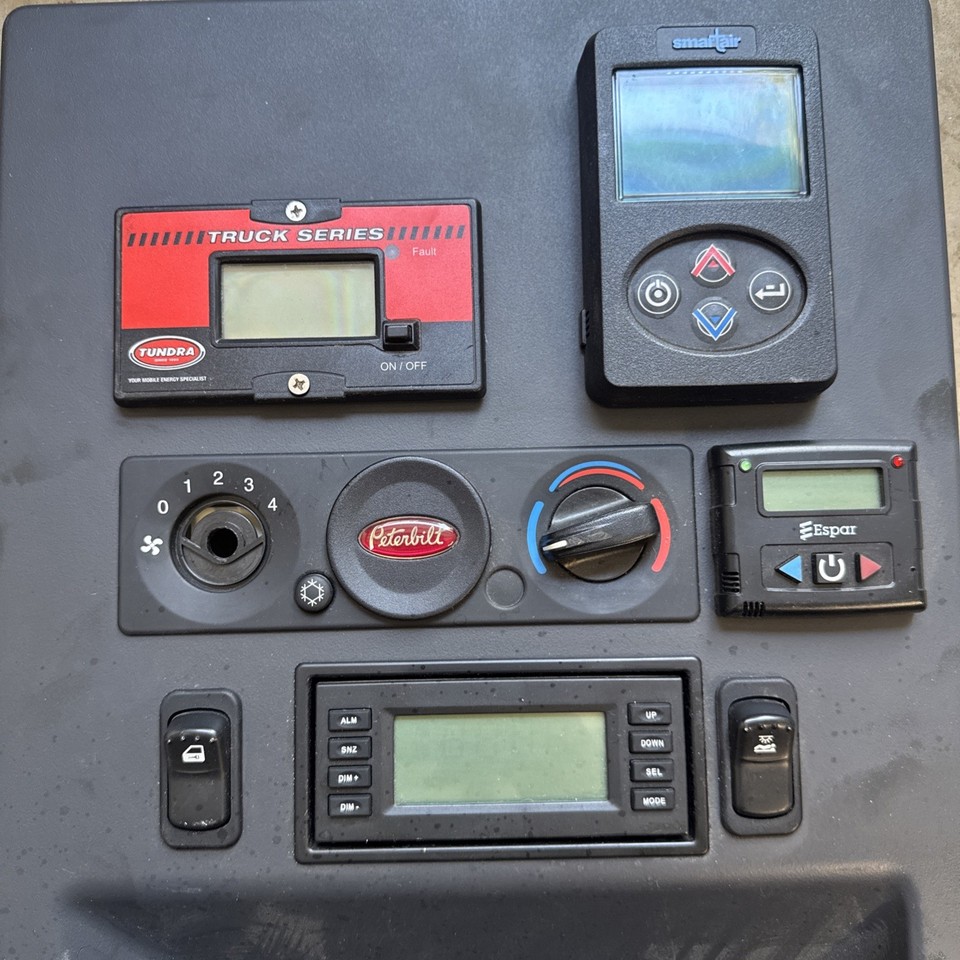 Peterbilt 579 Sleeper Control Panel U64-6031-000000000 W/Paccar P92 ...