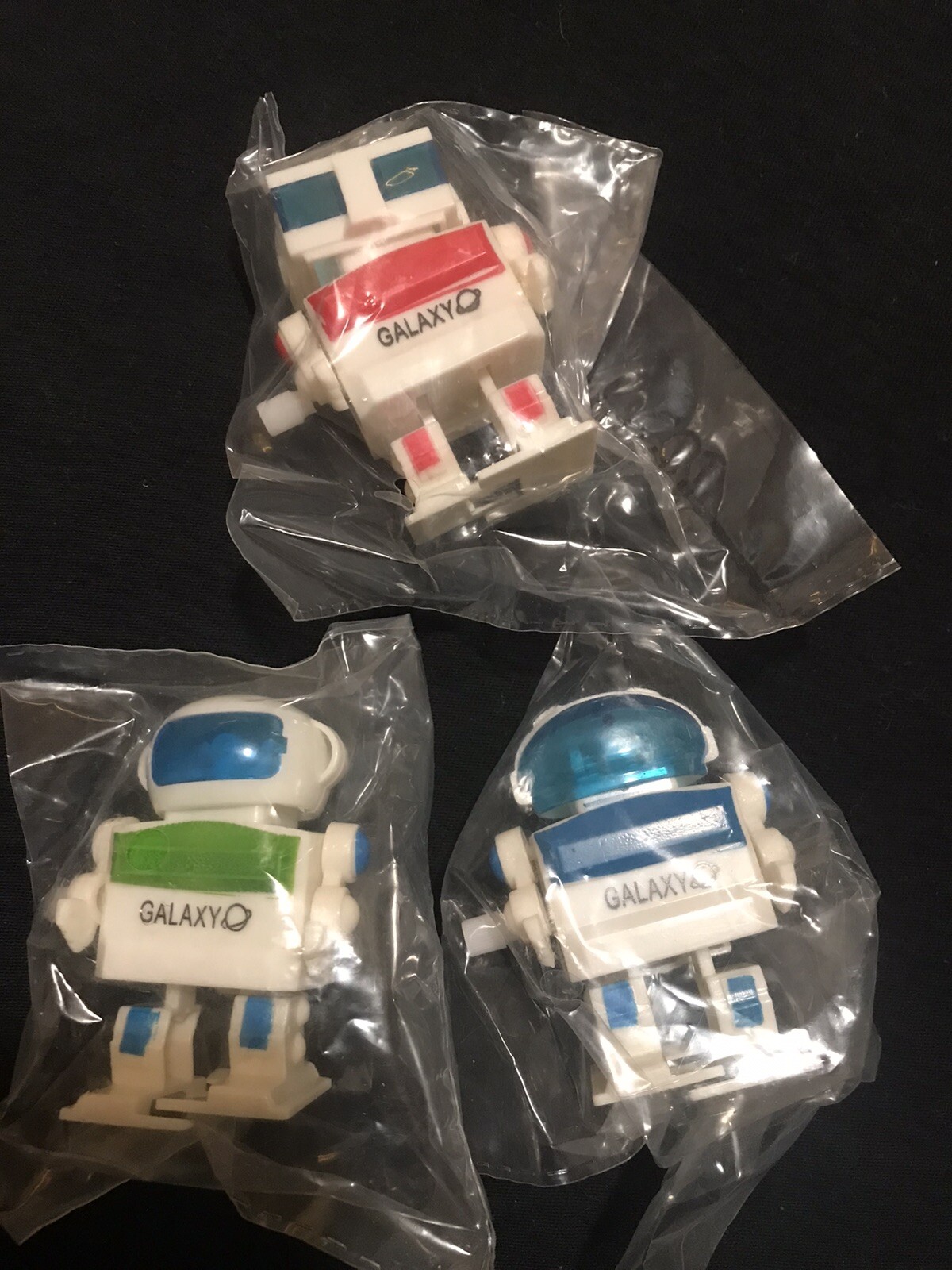2 1/4" Galaxy Robot Plastic Wind Up Walker Toy-Lot Of 3 | eBay