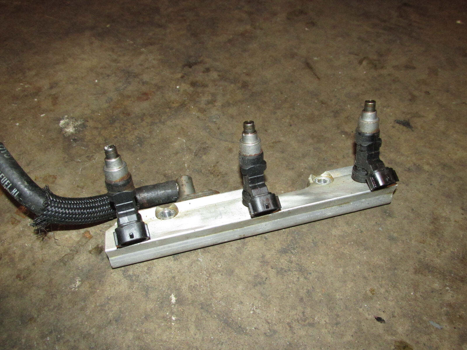 Suzuki DF50A 50hp 4 stroke outboard fuel rail and injector set (15710 ...