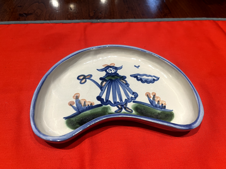 37-Piece Set of M.A. Hadley Dishware: Plates, Bowls, Mugs & More | eBay