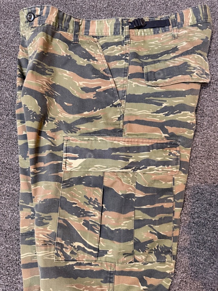 Military Rothco Ultra Force BDU Pants Medium Regular Woodland Camo ...